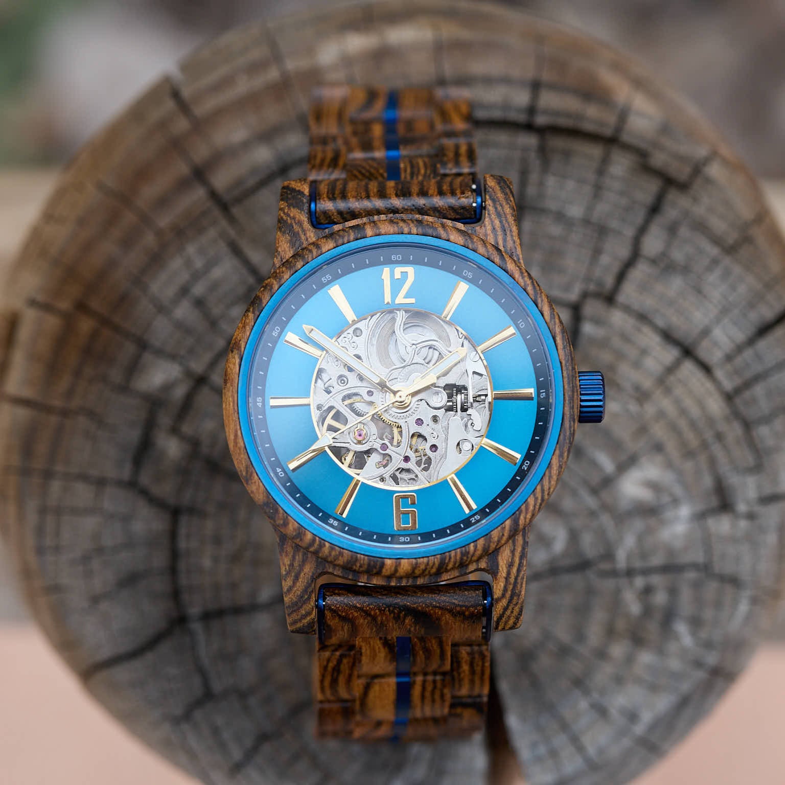 Acacia Wooden Watch with Engraving - Unique Craftsmanship and Style ...